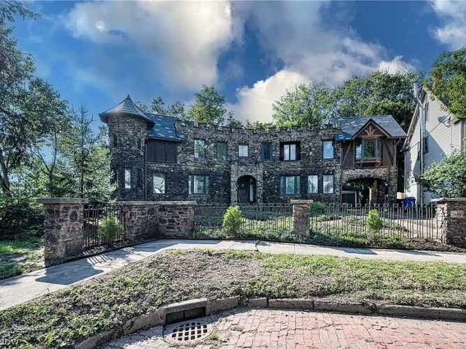Sold. Deal of the Day! Own a castle! Circa 1924 in Cleveland, Ohio ...