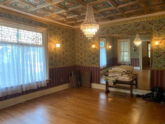 Deal of the Day! Beautiful details inside! Circa 1879 in Kansas ...