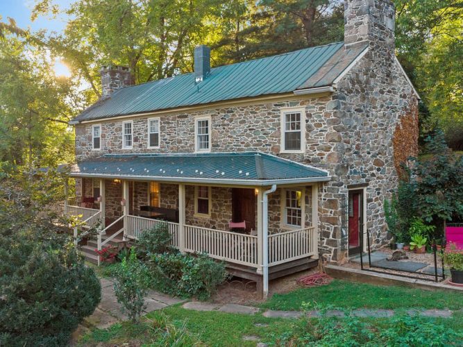 Circa 1745! Guinea Bridge Farm on 15 acres in Virginia. $1,500,000 ...