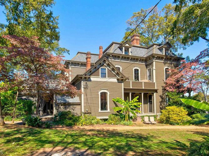 STUNNING! Stranger Things House. The Creel House, Circa 1882 in Georgia. $1,500,000 – The Old ...