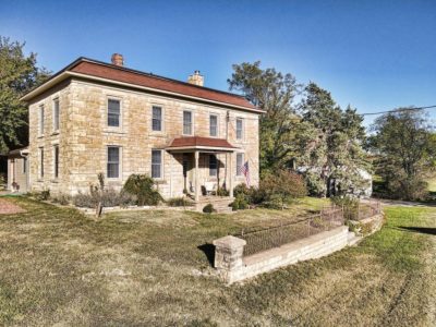 Almost 12 acres in Kansas. Stone house, Circa 1872. $397,000 – The Old ...