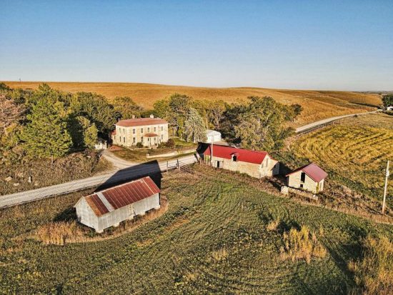 Almost 12 acres in Kansas. Stone house, Circa 1872. $397,000 – The Old ...