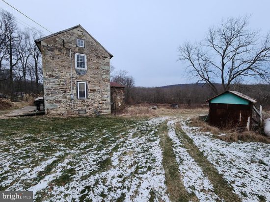 Stone house built in 1780! Over two acres in Pennsylvania. $210,000 ...
