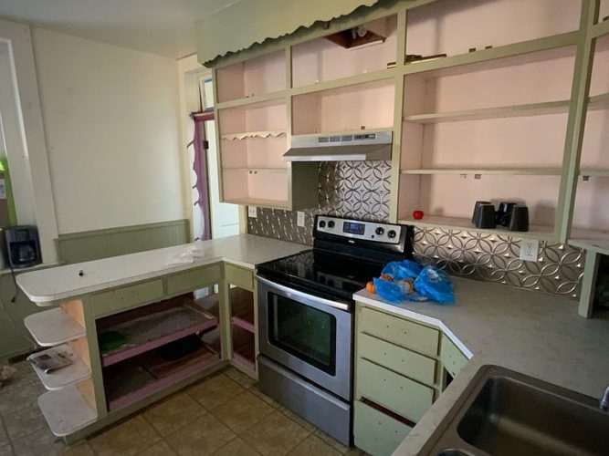 Sold. On 11 acres! 5,000 square feet. The Herrman House in Kansas ...