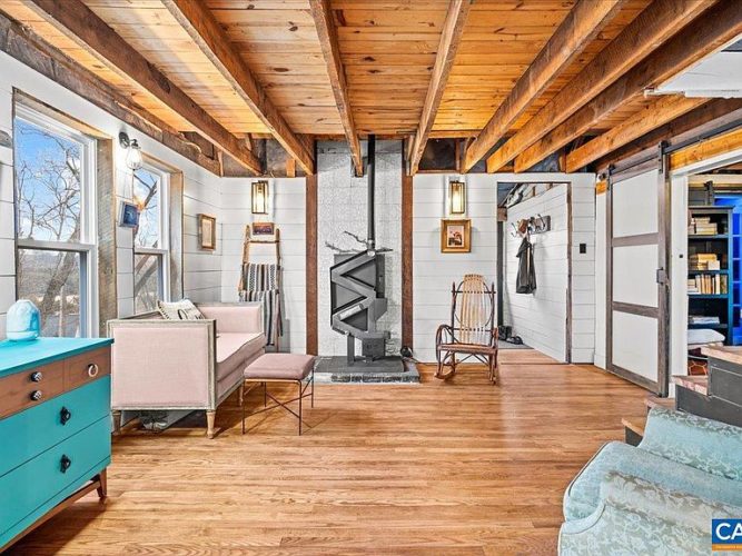 Look inside! Circa 1920. Over one acre in Virginia. $200,000 – The Old ...