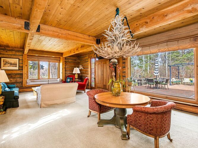 Has a guest bunkhouse. Almost five acres in Montana. $499,950 – The Old ...
