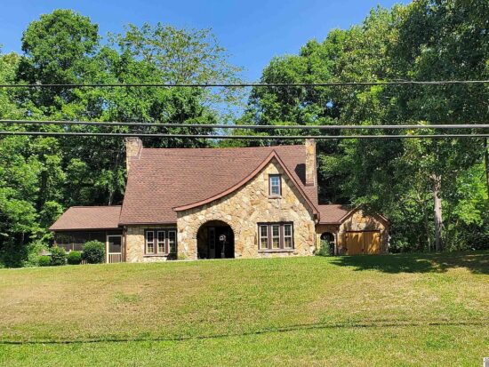 Sold for $229,500. Love stone houses! Five acres in Kentucky. Circa ...