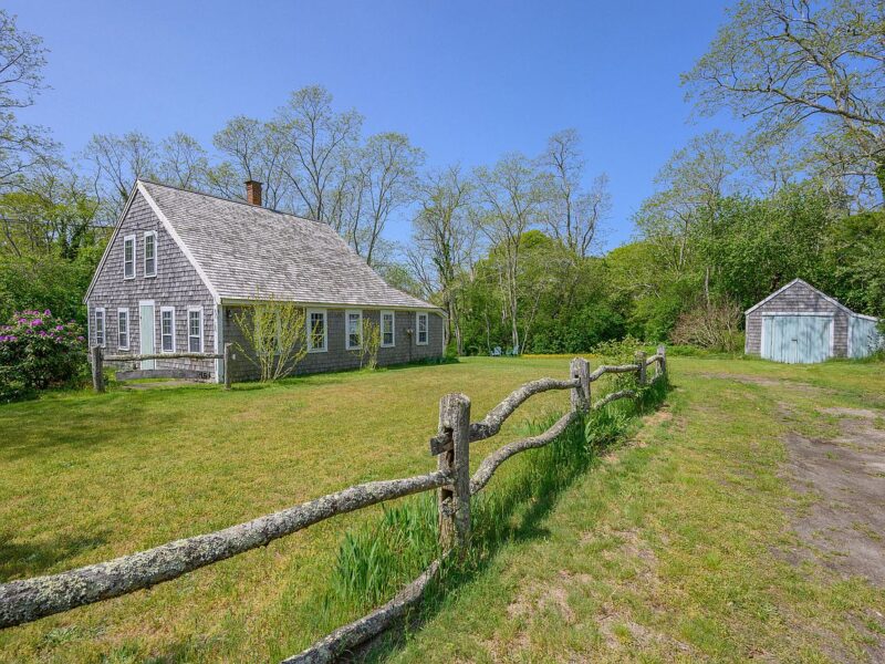 Oh my! The Higgins House, Circa 1783 in Massachusetts. $499,000 – The ...