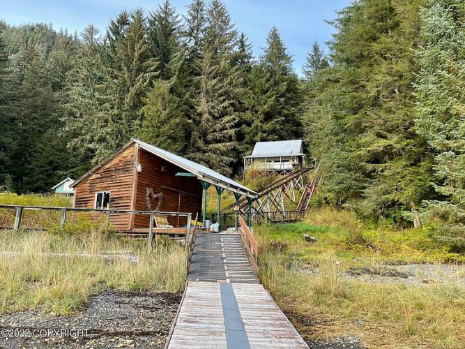 Alaska Time! The Heckman House, Circa 1885. One acre in Alaska ...
