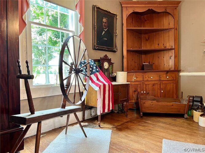 Unity Farm, Circa 1850. On five acres in Virginia. $279,950 – The Old ...