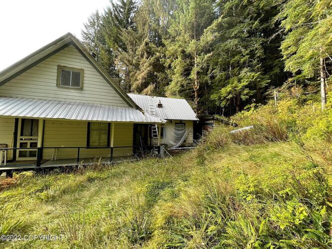 Alaska Time! The Heckman House, Circa 1885. One acre in Alaska ...