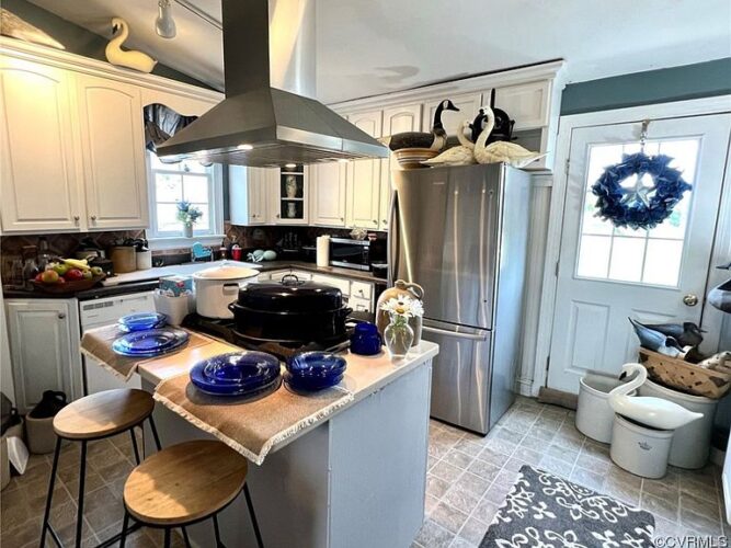 Unity Farm, Circa 1850. On five acres in Virginia. $279,950 – The Old ...