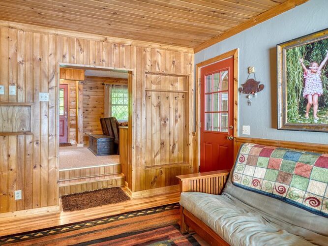 Sold for $295,000. Cute interior! Waterfront cabin in Minnesota. Almost ...