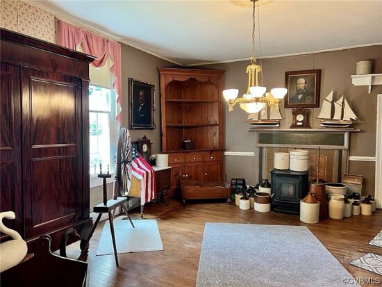 Unity Farm, Circa 1850. On five acres in Virginia. $279,950 – The Old ...