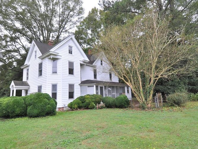 Diamond in the Rough! Over two acres in Virginia. $249,900 – The Old ...