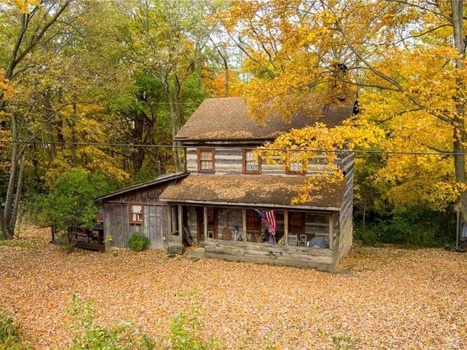 The Galloway Log Home, Circa 1798. Almost 5 acres in Ohio. $380,000 ...