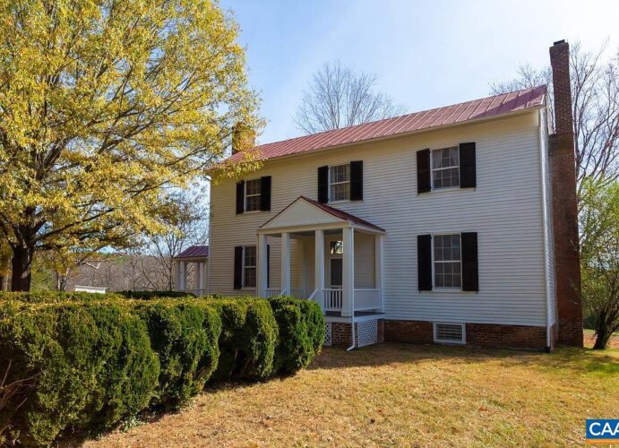 Oh my! In love with this one! Circa 1830. On 196 acres in Virginia ...