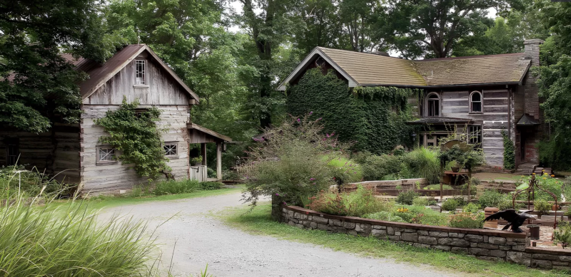 Wow! Johnny Cash’s house, “Sycamore Homestead”, almost six acres in ...
