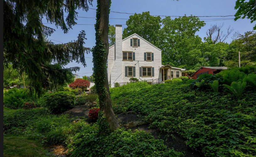 Pretty house and landscaping! Circa 1875 in Pennsylvania. $347,000 ...