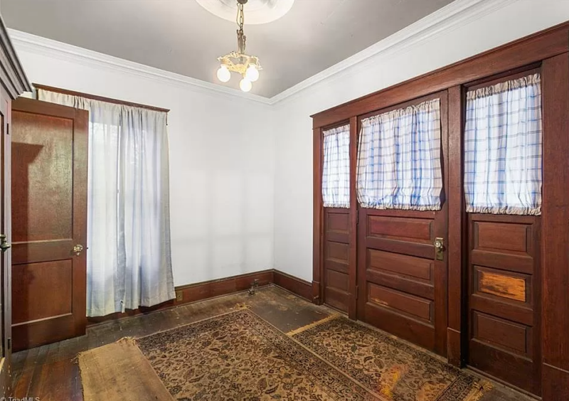 Original hardwood floors! Circa 1920 in North Carolina. $150,000 – The ...