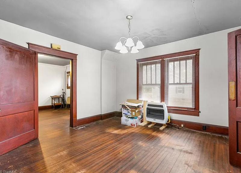 Original hardwood floors! Circa 1920 in North Carolina. $150,000 – The ...