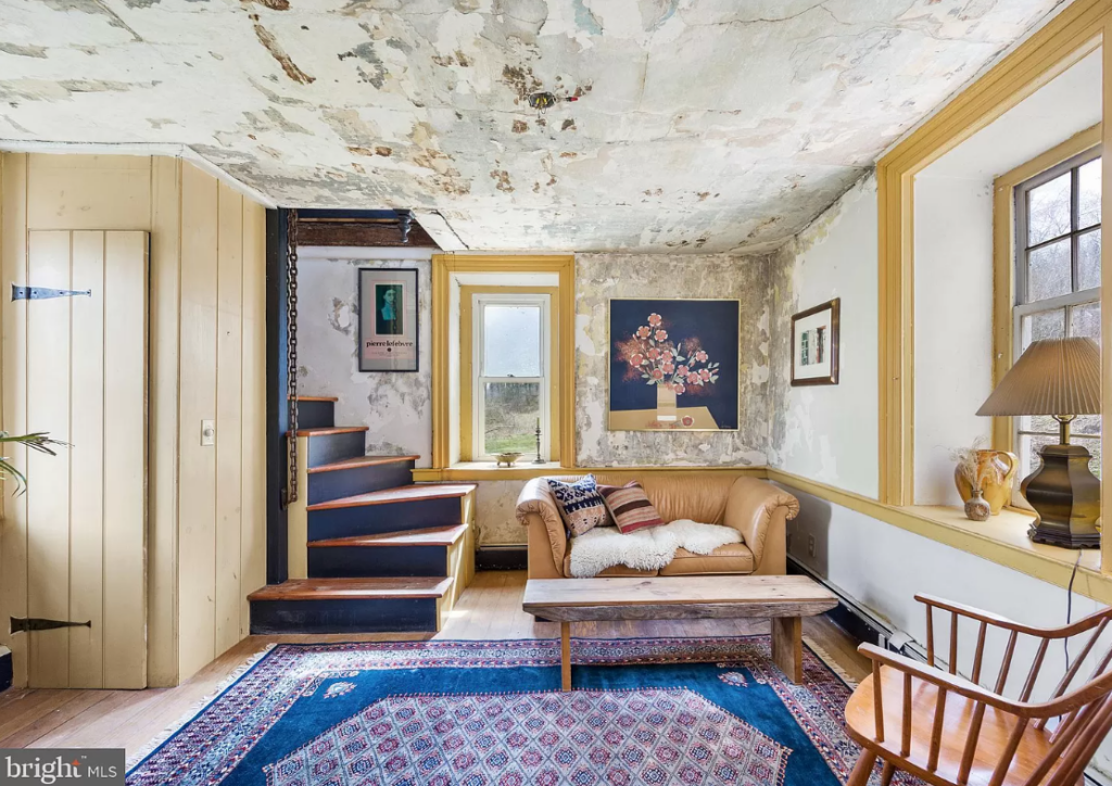 OMG! I want this! Love stone houses! Circa 1780. Two acres in ...