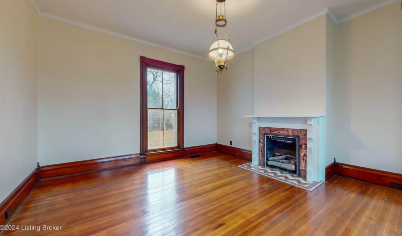 That staircase! That woodwork! The Herndon House, Circa 1892 in ...