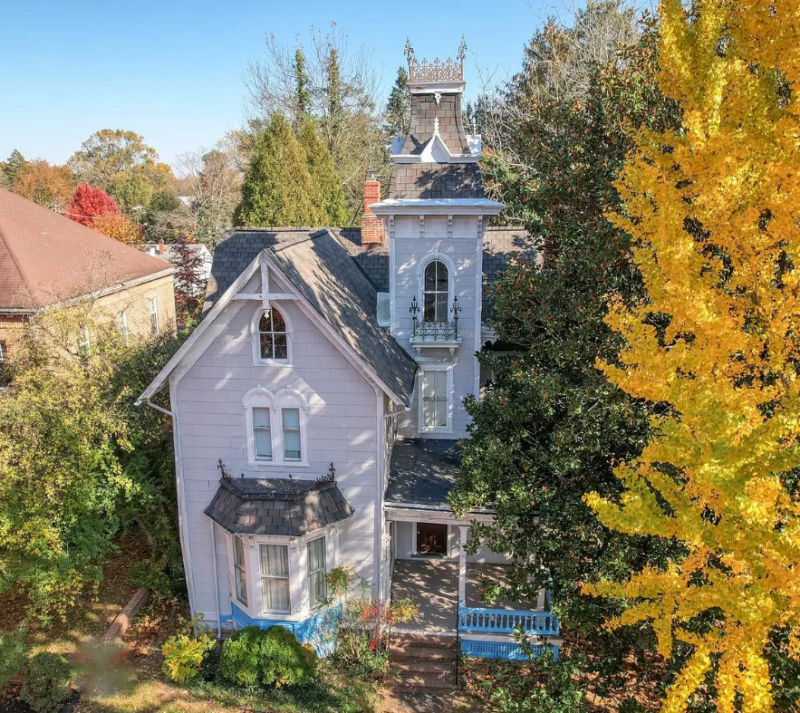 Take a look at this one! Circa 1883 in Delaware. $260,000 – The Old ...