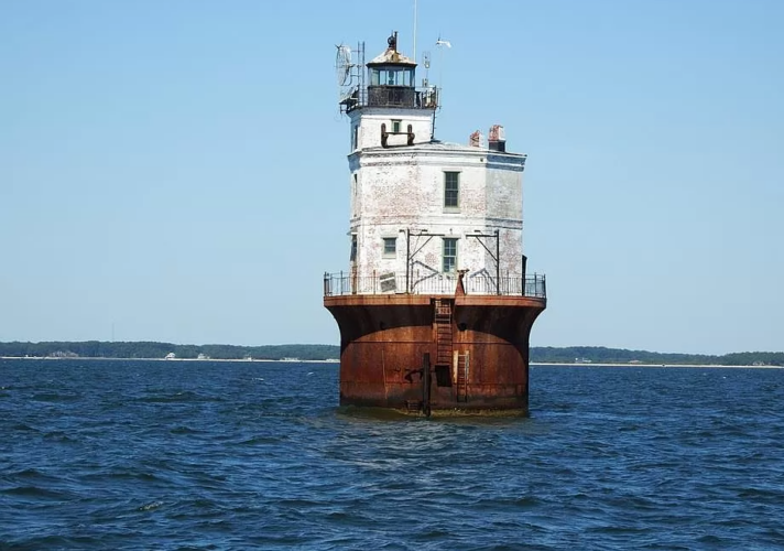 Smith Point Lighthouse! Circa 1897 in Virginia. $450,000 – The Old ...