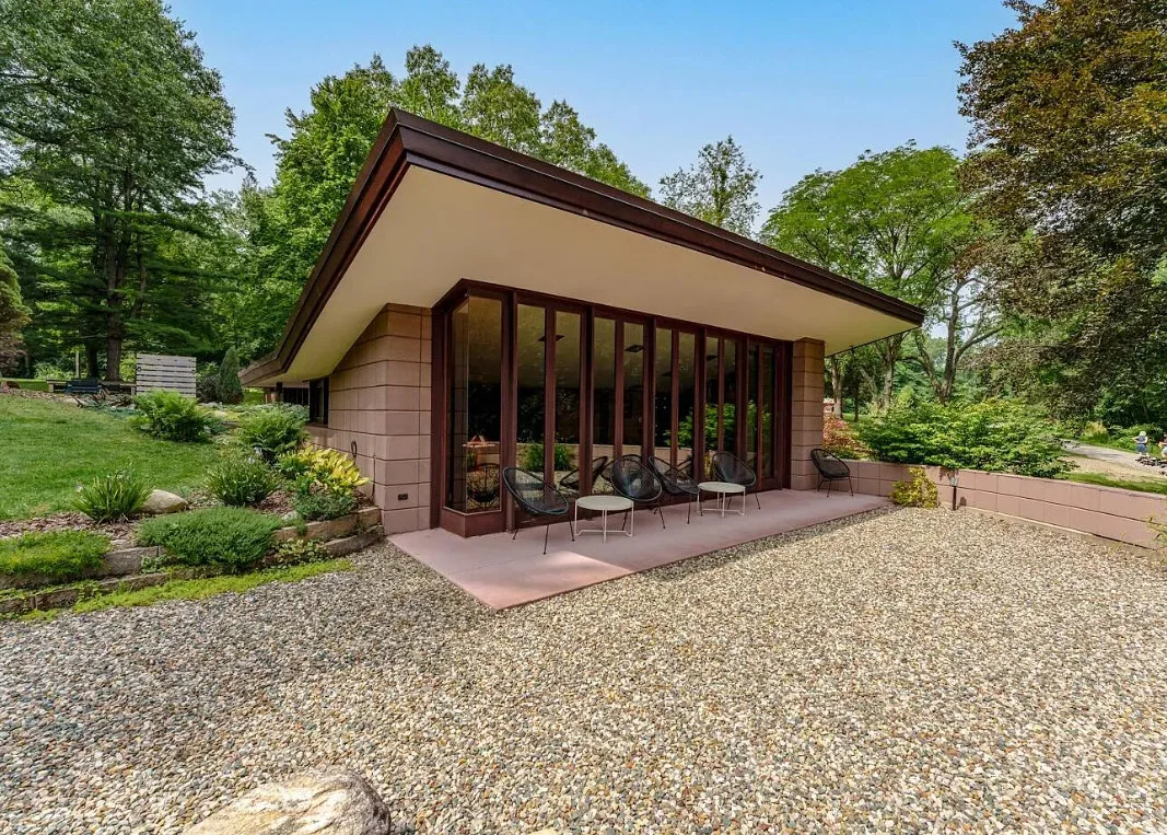 Frank Lloyd Wright designed home! The Eppstein House. Two acres in ...