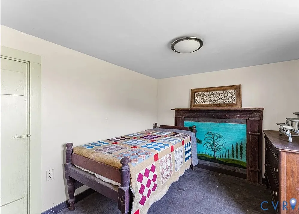 Circa 1783! Historic Bagby House. Has a guest cottage. On 11 acres in ...