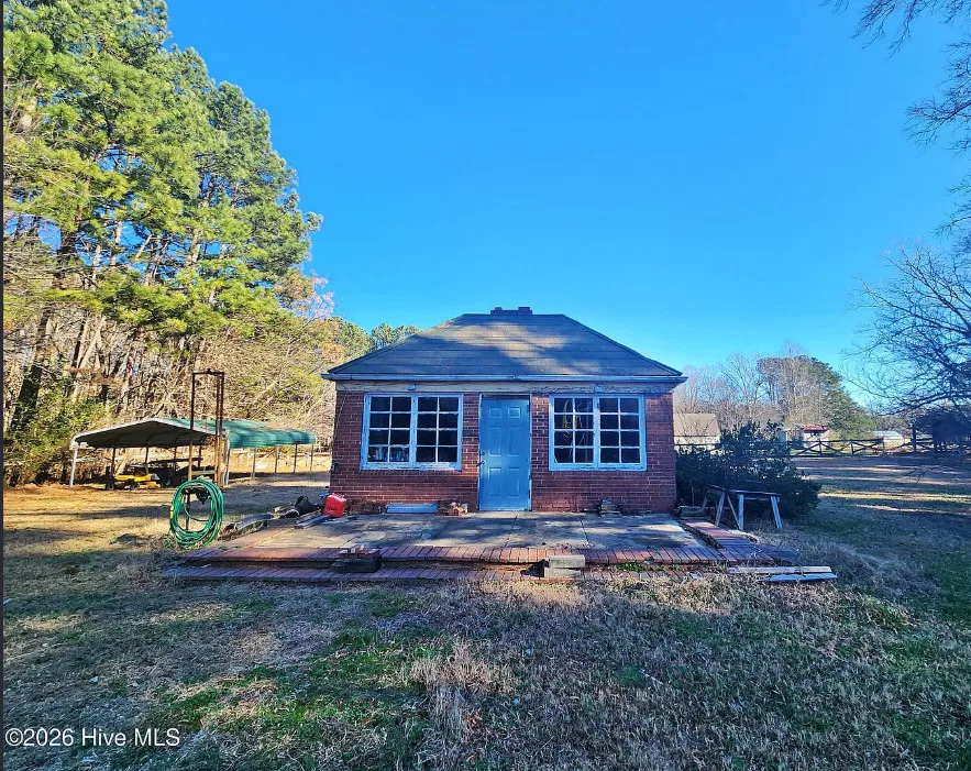 Nice kitchen! Great porch! Two acres in North Carolina. $305,000 – The ...