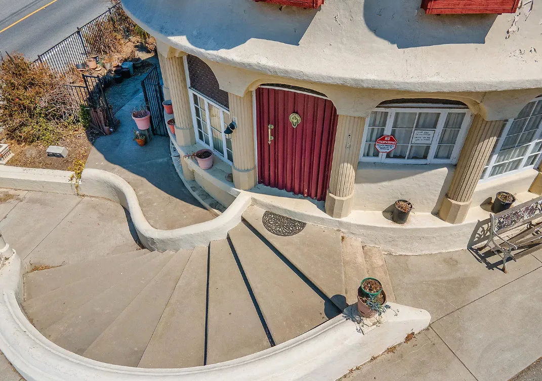 This is unique! Circa 1940 in California. $699,996 – The Old House Life