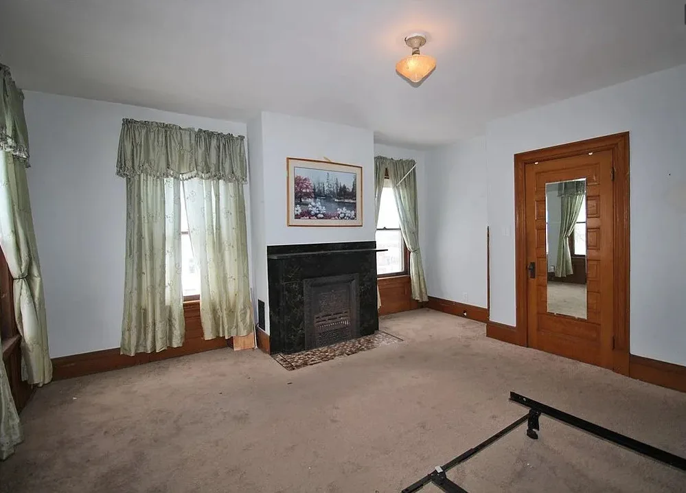 Pretty stained glass! C. 1888 in Pennsylvania. $149,900 – The Old House ...