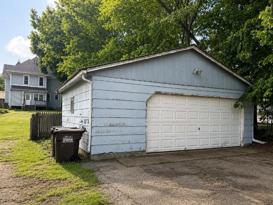 The woodwork! Deal of the Day! Circa 1892 in Illinois. $89,000 – The ...